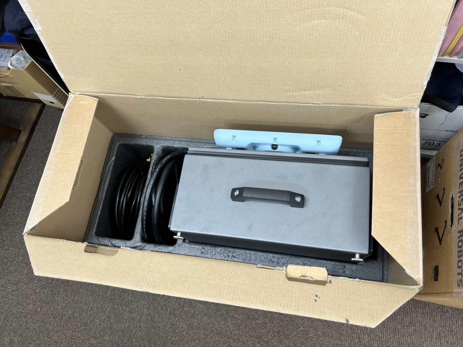 ユニバーサルロボット UR3納品へ出発です - 続・湘南で働く社長のブログ。NCC大河原勇の日記